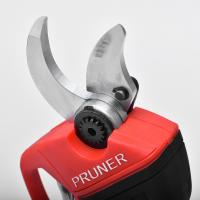 China 28N.M Electric Pruning Shears Cordless Branch Trimmer 21V 30mm Cutting Capacity for sale