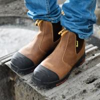 China SAFETOE Nubuck Leather Steel Toe Safety Boots 200J Impact 1100N Midsole Men for sale