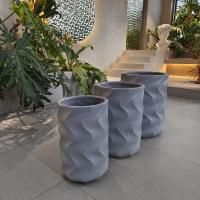 China 55 Pounds Fiber-Clay Planter - 370mm × 500mm Frost Resistant Cement-Reinforced Garden Planter for sale