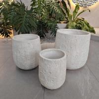 China Lightweight Fiber Clay Planter QG-156 - 55 Pound Round Planter with UV Resistance for Indoor & Outdoor Use for sale
