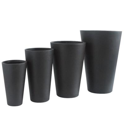 China Round Fiber-Clay Garden Planter 54kg Lightweight with 5-8 Year Lifespan for Indoor and Outdoor Use for sale