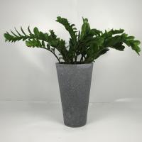 China Round Fiber-Clay Garden Planter 54kg Lightweight with 5-8 Year Lifespan for Indoor and Outdoor Use for sale