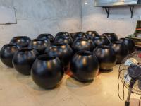 China Fiberglass Round Planter Box with Custom Matte or Shiny Finish - 10 Day Sample & 30 Day Production for sale