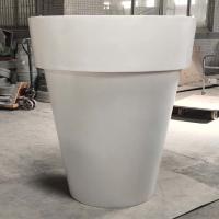 China QUANGUI QG-001 Fiberglass Flower Pots - Custom Sizes with 10-Day Sample Period for Indoor Outdoor Decor for sale