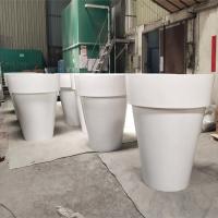 China QUANGUI QG-001 Fiberglass Flower Pots - Custom Sizes with 10-Day Sample Period for Indoor Outdoor Decor for sale
