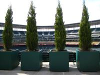 China QUANGUI QG-001 Custom Fiberglass Planters with 10-Day Sample Production and Weather-Resistant Design for sale