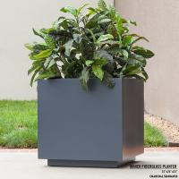 China QUANGUI QG-001 Custom Fiberglass Planters with 10-Day Sample Production and Weather-Resistant Design for sale