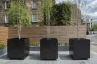 China QUANGUI QG-001 Custom Fiberglass Planters with 10-Day Sample Production and Weather-Resistant Design for sale