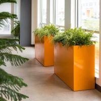China QUANGUI QG-001 Fiberglass Flower Planters - Custom Sizes 10 Day Samples 30 Day Production for sale