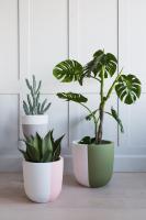 China QUANGUI QG-001 Waterproof Fiberglass Flower Pots - Custom Sizes & Finishes, 10-Day Samples, 30-Day Production for sale