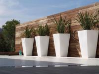 China Customizable Fiberglass Flower Pots - 30-40 Day Production, CE/Rohs Certified Planters for Indoor & Outdoor Use for sale