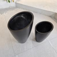 China Modern Fiberglass Rectangular Flower Pots with Matte Finish - Custom Sizes 30-40 Day Production CE/RoHS Certified for sale