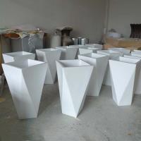 China Customizable Round Fiberglass Planter Pots - 30-40 Day Production, Multiple Sizes for Indoor/Outdoor Gardens for sale
