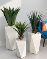 China Customizable Round Fiberglass Planter Pots - 30-40 Day Production, Multiple Sizes for Indoor/Outdoor Gardens for sale