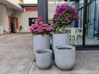 China Round Shape Fiberglass Flower Pots GRP Planter Box - 30-40 Day Production, Custom Sizes for Hotel Outdoor Indoor Use for sale