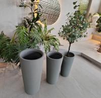 China Fiberglass Flower Pots Large Outdoor Garden Planter for Real or Artificial Trees Customizable for sale