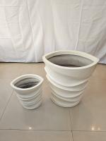 China Custom Fiberglass Flower Pots 30pcs MOQ for Indoor Outdoor Garden Decoration for sale