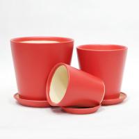 China QUANGUI QG-CM001 Modern Gloss Ceramic Flower Pots with Drainage Holes - Small Size Red Glossy Finish for sale