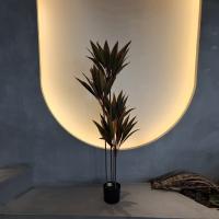 China UV Resistant Faux Plant for Vertical Gardens - 140CM Size with 3-5 Year Lifespan for Indoor/Outdoor Use for sale