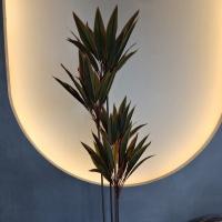 China UV Resistant Faux Plant for Vertical Gardens - 140CM Size with 3-5 Year Lifespan for Indoor/Outdoor Use for sale