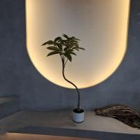 China QUANGUI 110cm Artificial Schefflera Tree - UV Resistant Faux Plant with 3-5 Year Lifespan for sale