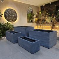 China Large Rectangle Fiberglass Planter Box Outdoor Garden Flower Plant 80x40x40cm for sale