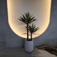 China QUANGUI 100-130cm Artificial Yucca Tree Silk Faux Plant Waterproof UV Resistant Green for sale