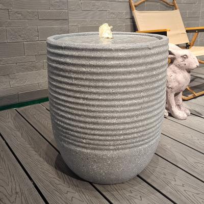China Tiered Electric Resin Garden Water Fountain - 10 Gallon Capacity, 380×380×450mm Outdoor Decor for sale