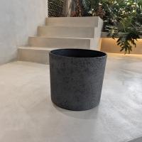 China 330×330×290mm Round Recycled Plastic Planters - Lightweight PE Flower Pots with Custom Logo Options for sale