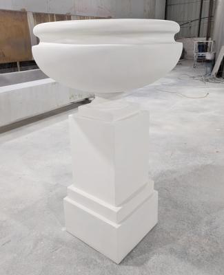 China Hand-Carved Fiberglass Flower Pots with 3-5mm Thickness and Custom Drainage Options for Indoor/Outdoor Use for sale
