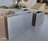 China Stainless Steel Planter Pots 1.5mm Thick Custom Sizes Weatherproof Outdoor Garden Planters for sale