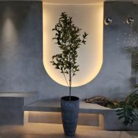 China 160-180cm Artificial Bay Tree Faux Plant UV Resistant Waterproof Indoor Outdoor Greenery for sale
