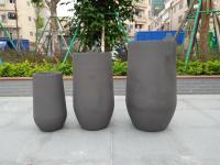 China Smooth Surface Reinforced Clay Planter For Tall Plants In Minimalist Style for sale