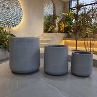China Fiber Clay Planter D440x390mm Round Custom Color for Patio Garden Indoor Outdoor for sale