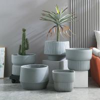 China Smooth Surface Fiber Clay Planters In Outdoor Space for sale
