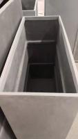 China Customizable Fiberglass Flower Pots 30-40 Days Production Matte Finish for Indoor Outdoor Planters for sale