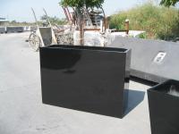 China Customizable Fiberglass Flower Pots 30-40 Days Production Matte Finish for Indoor Outdoor Planters for sale