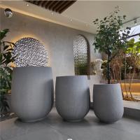 China Fiberglass Flower Pots Durable Lightweight Customizable for Indoor Outdoor Garden for sale