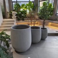 China Fiberglass Flower Pots Durable Lightweight Customizable for Indoor Outdoor Garden for sale