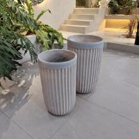 China Quangui Fiber Clay Planter Frost Resistant Round D360xH590 Durable Outdoor Garden Pot for sale