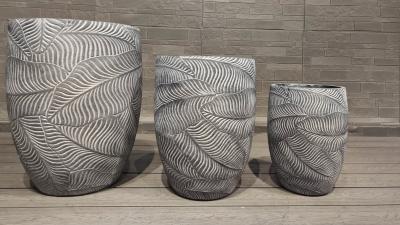 China Custom Fiber Clay Planter Modern Frost Resistant Durable Lightweight 3 Sizes for sale