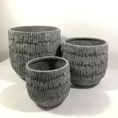 China Texture Surface GRC Flower Planters Long-Lasting Beautiful For Your Garden for sale