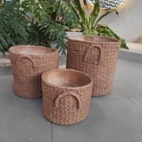 China Quangui Fiber Clay Planter Round Modern Durable 440mm Powder Coated for Patio Garden for sale