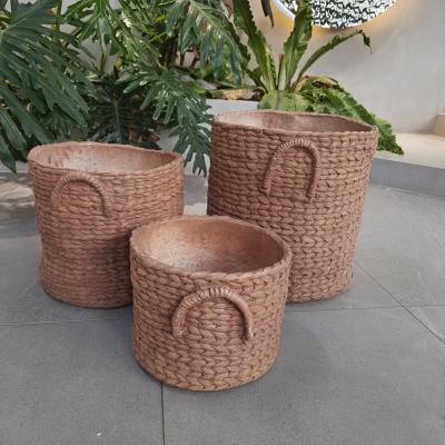 China Quangui Fiber Clay Planter Round Modern Durable 440mm Powder Coated for Patio Garden for sale