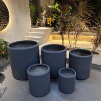 China Quangui Fiber Clay Planter Round Powder Coated D440x390mm Modern Style for sale