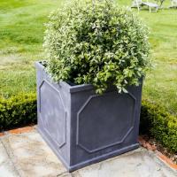 China Quangui Fiber Clay Planter Round D440x390mm Powder Coated Modern Plant Pot for sale