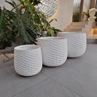China Quangui Fiber Clay Planter Round D440x390mm Powder Coated Modern Plant Pot for Indoor Outdoor for sale