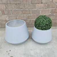 China Quangui Fiber Clay Planter Round Powder Coated D440x390mm Modern Style for Patio Garden for sale