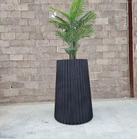 China Quangui Fiber Clay Planter Round D440x390mm Powder Coated Modern Plant Pot for sale