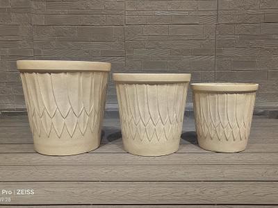 China Fiber Clay Planter Round 300mm 400mm with Drainage Holes Indoor Outdoor Durable Lightweight for sale